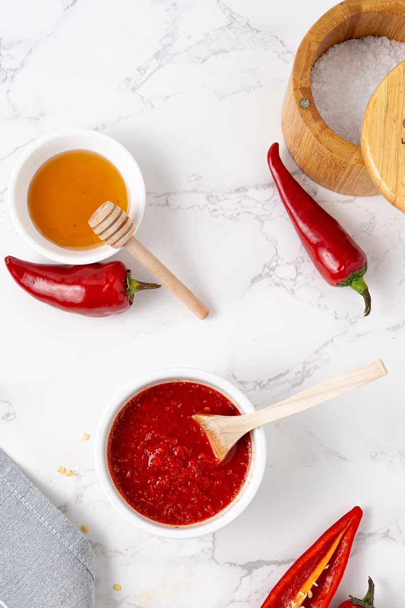 Homemade Sriracha Sauce Recipe - Pepper Geek Homemade Sriracha Sauce Recipe - Pepper Geek
