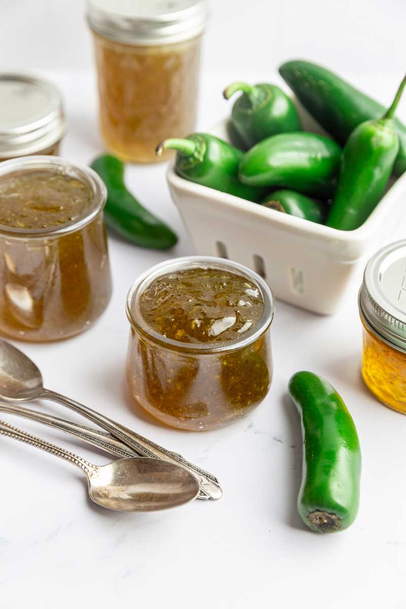 Easy Jalapeño Pepper Jelly Recipe (Only 4 Ingredients) - Pepper Geek